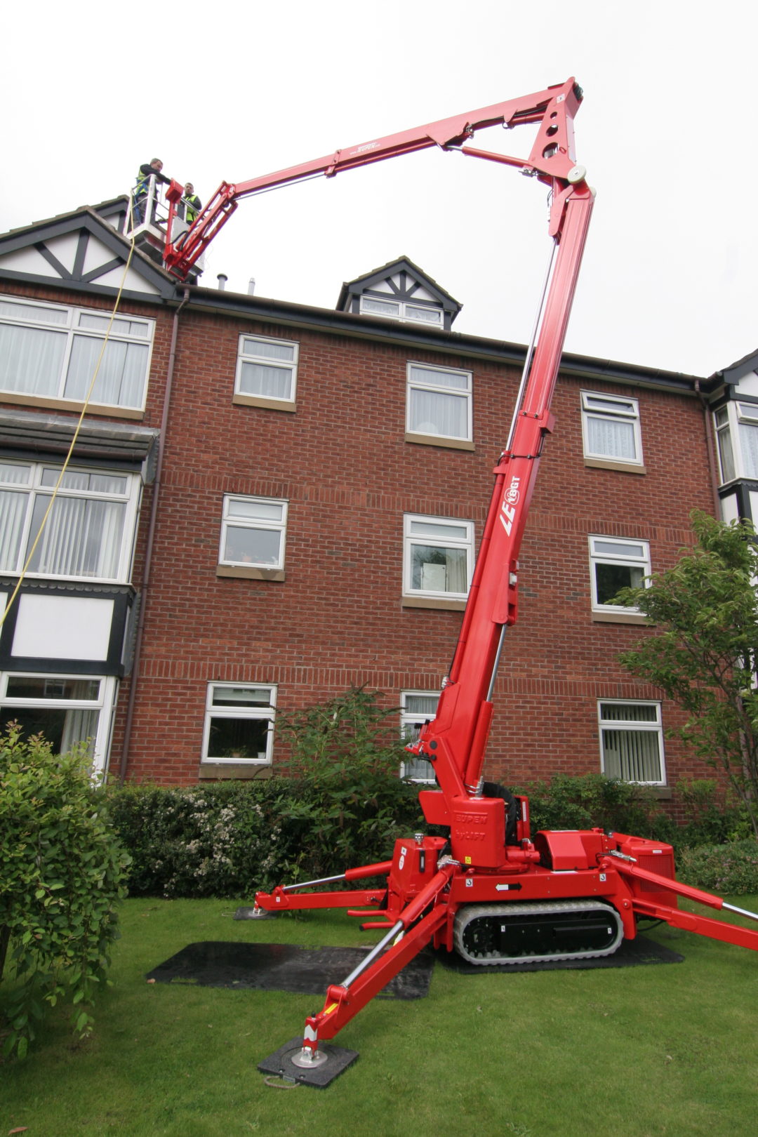 Spider Lift Tracked Access Machines | AM Access